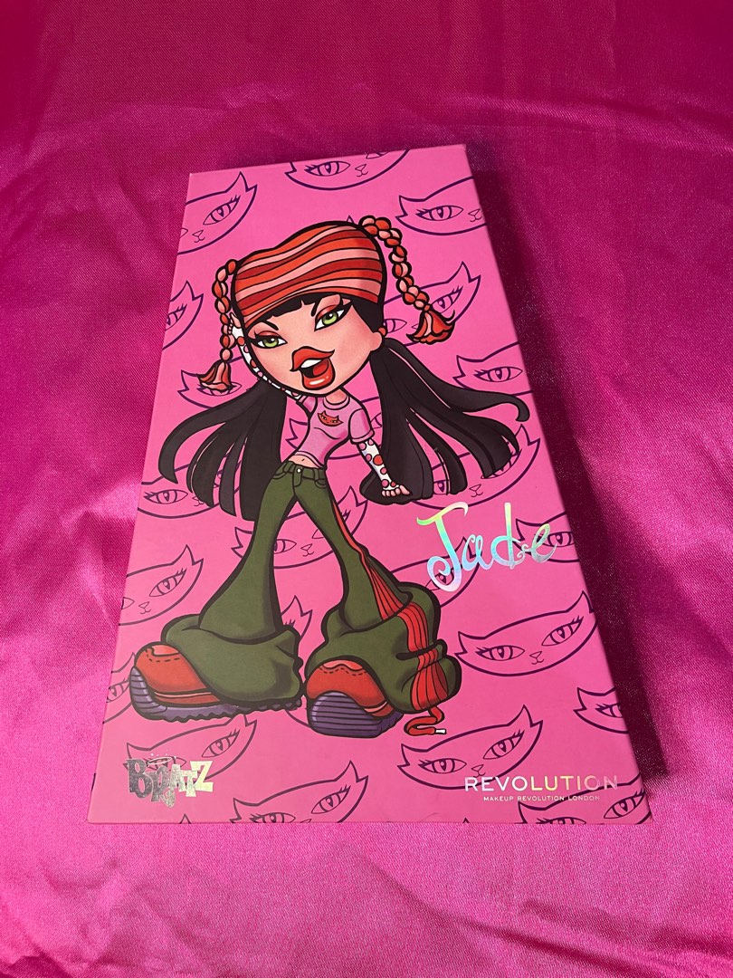 BRATZ x Revolution Shadow Palette ( JADE), Beauty & Personal Care, Face ...
