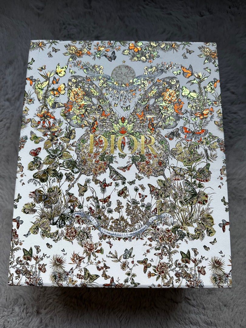 Christian dior christmas box 2033, Women's Fashion, Jewelry ...