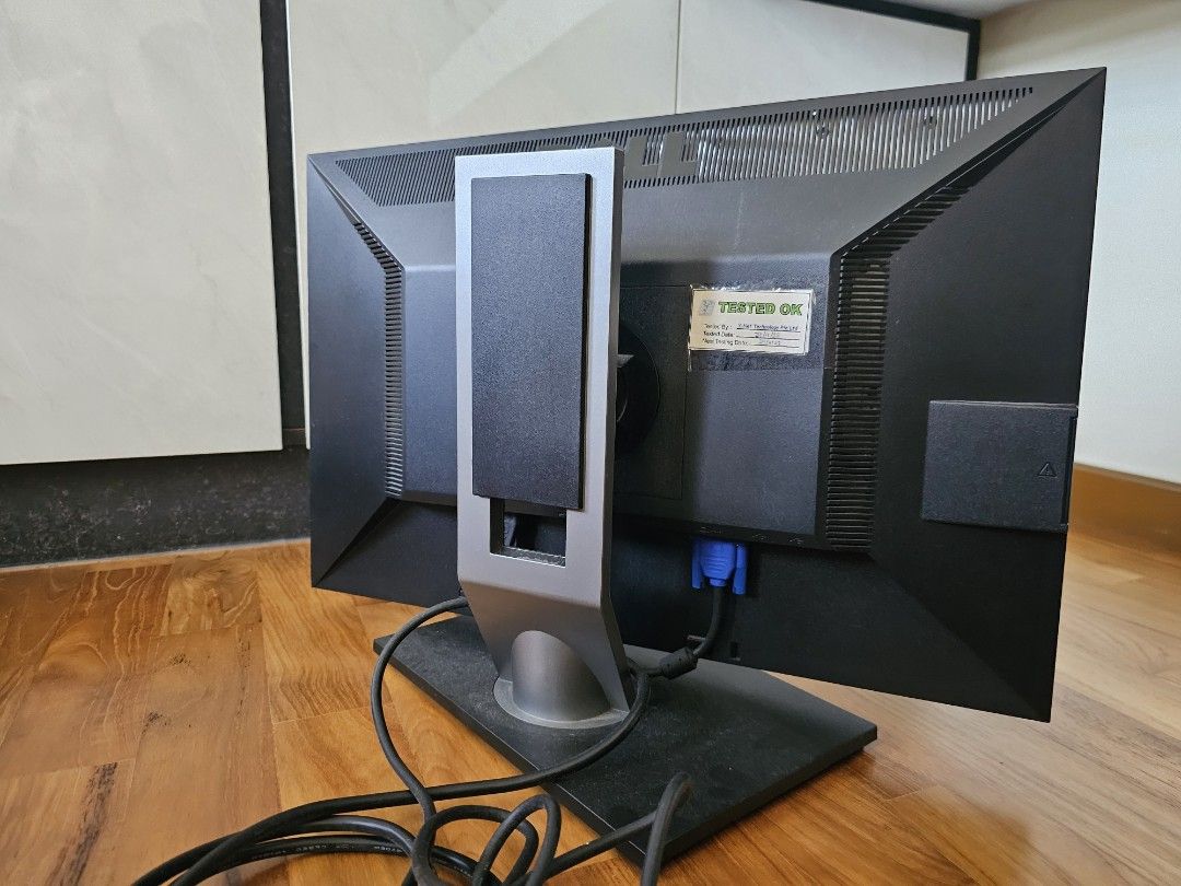 dell pc monitor p2210h 21.5", Computers & Tech, Parts & Accessories ...