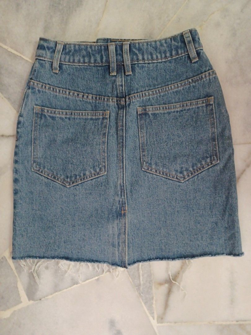 Divided Denim Skirt, Women's Fashion, Bottoms, Skirts on Carousell