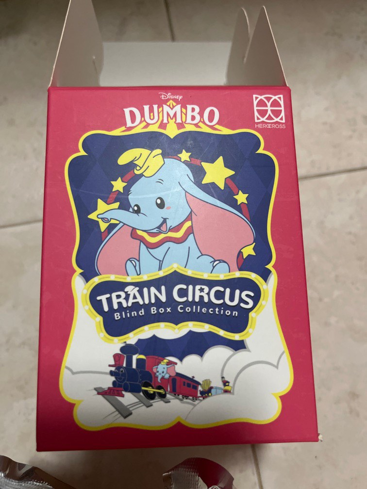 Dumbo figurines, Hobbies & Toys, Memorabilia & Collectibles, Vintage ...