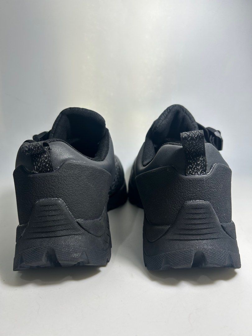 FieldCore Shoes, Men's Fashion, Footwear, Sneakers on Carousell