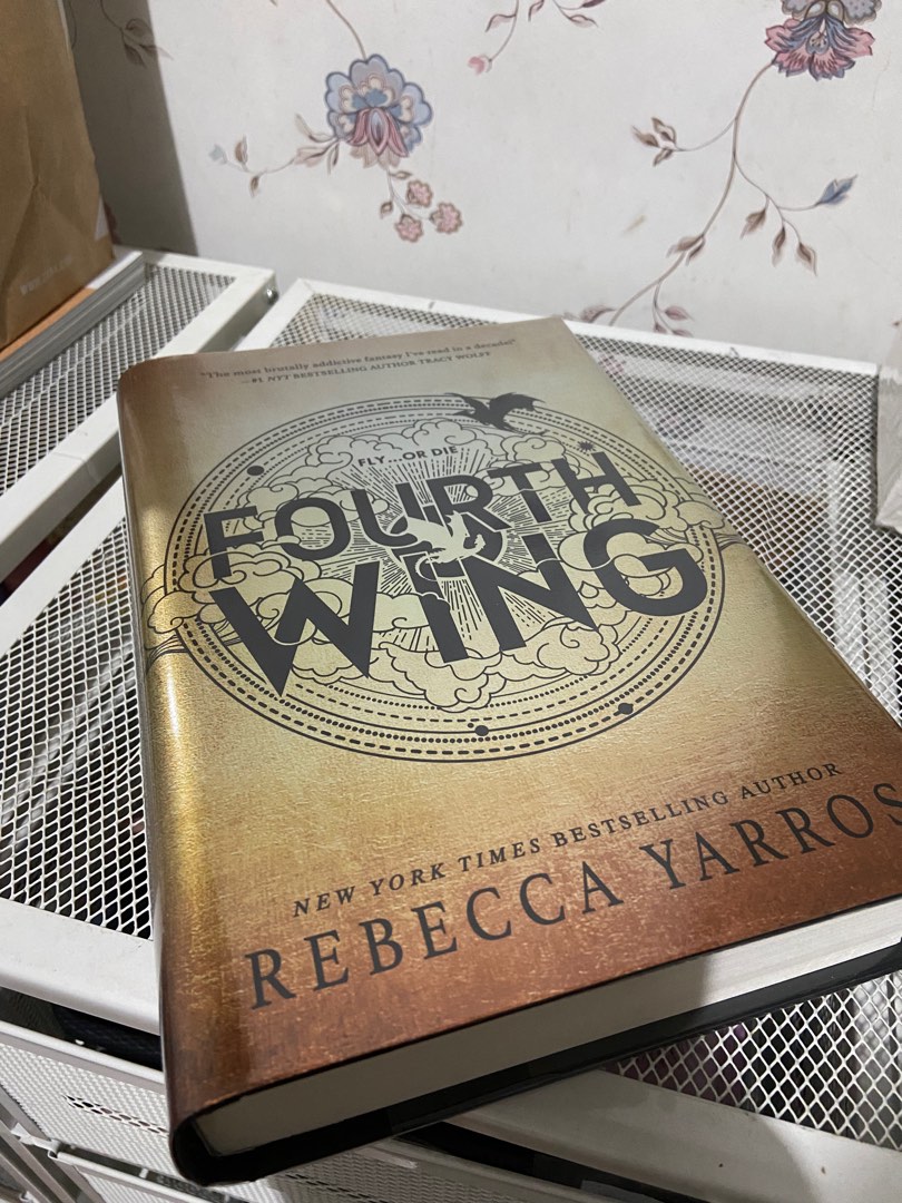 Fourth Wing, Hobbies & Toys, Books & Magazines, Fiction & Non-Fiction ...