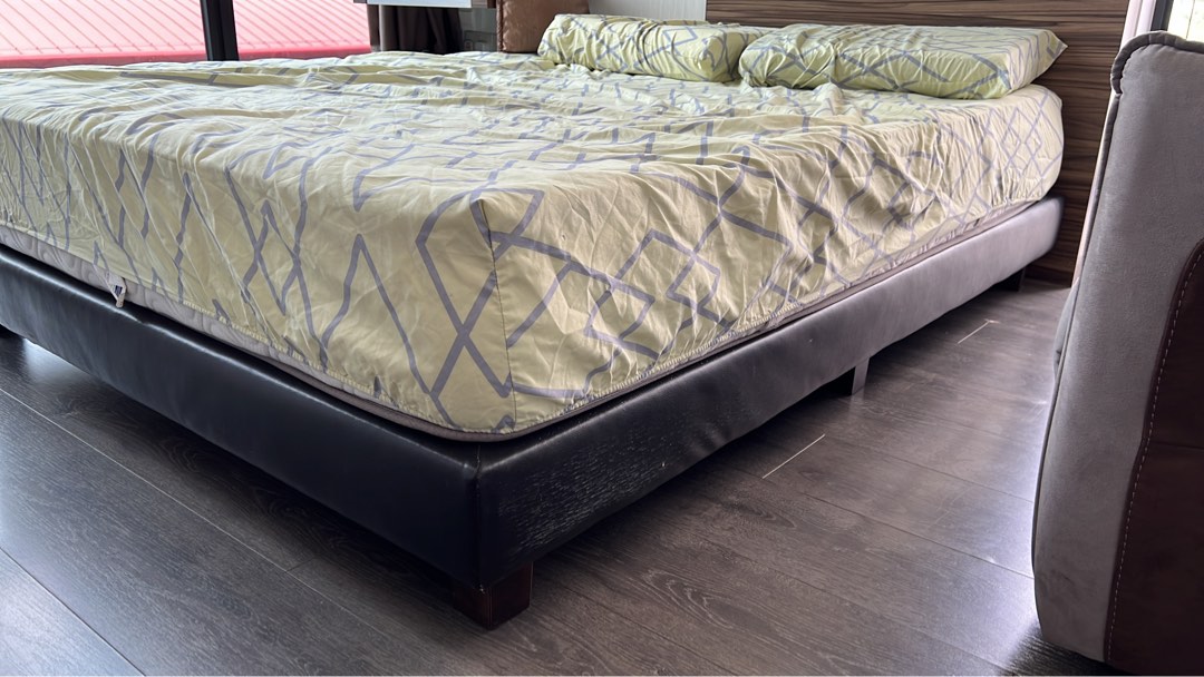 FREE queen size bed-frame, Furniture & Home Living, Furniture, Bed ...