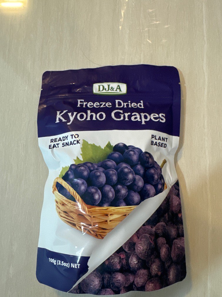 Freeze dried kyoho grapes, Food & Drinks, Packaged & Instant Food on Carousell