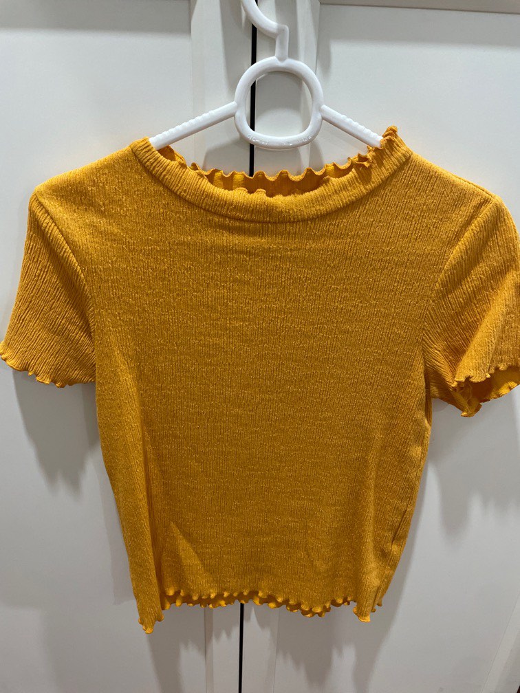 GU mustard top, Women's Fashion, Tops, Shirts on Carousell