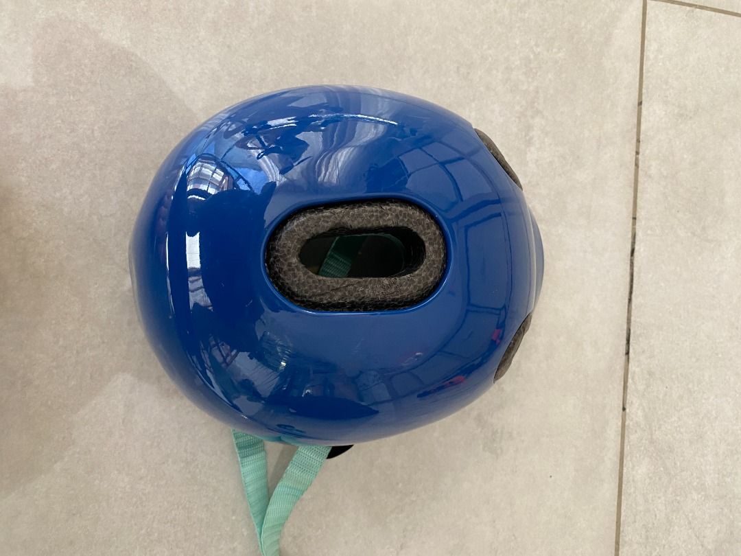 Helmet and Bike Beg, Sports Equipment, Bicycles & Parts, Parts ...