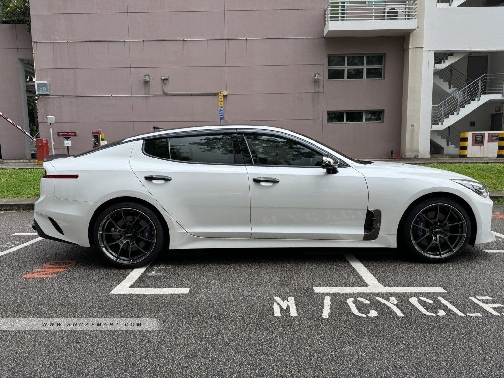 Kia Stinger 3.3 GT Auto, Cars, Used Cars on Carousell