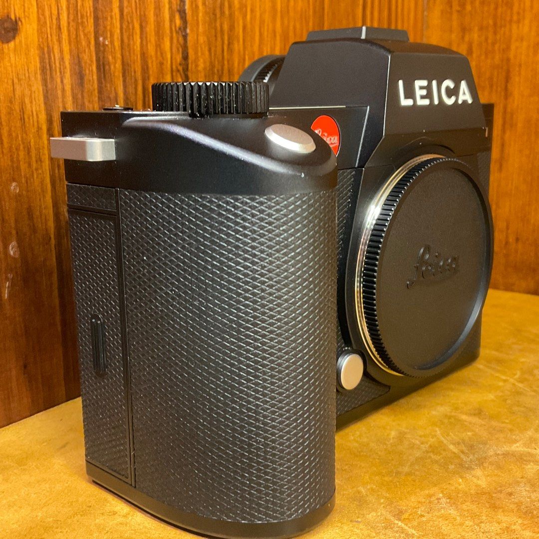 Leica SL2 (5559448) With Box, Photography, Cameras on Carousell