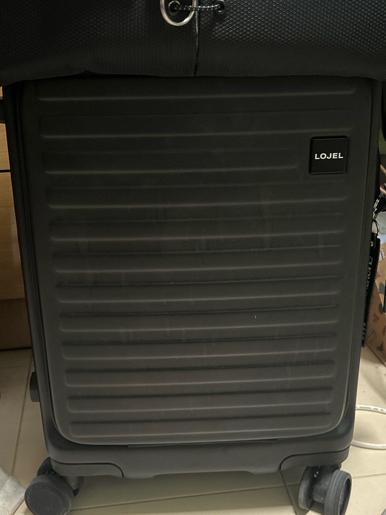 (LOJEL) CUBO LUGGAGE [BRANDED], Hobbies & Toys, Travel, Luggage on Carousell