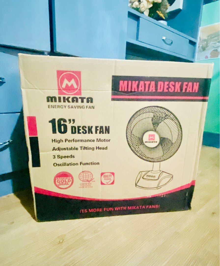 Mikata 16” Desk Fan (black and red), Furniture & Home Living, Lighting & Fans, Fans on Carousell