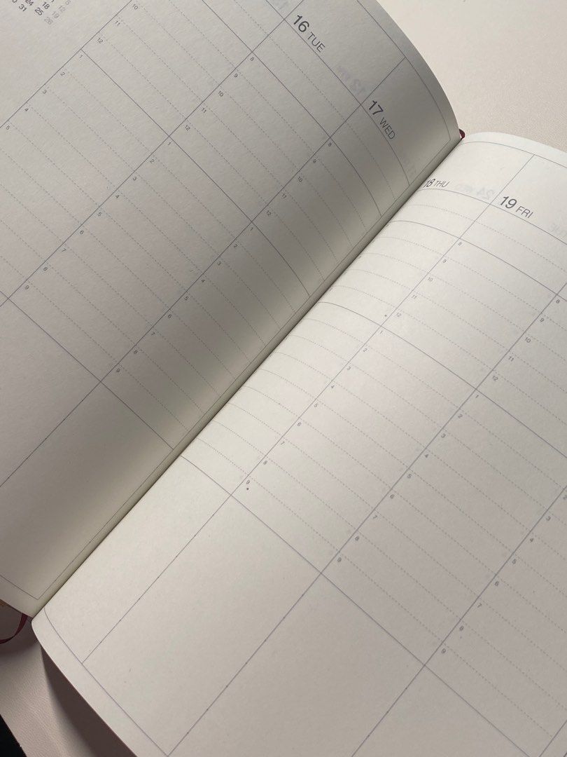 Muji schedule book timeline, 興趣及遊戲, 手作＆自家設計, 其他 - Carousell