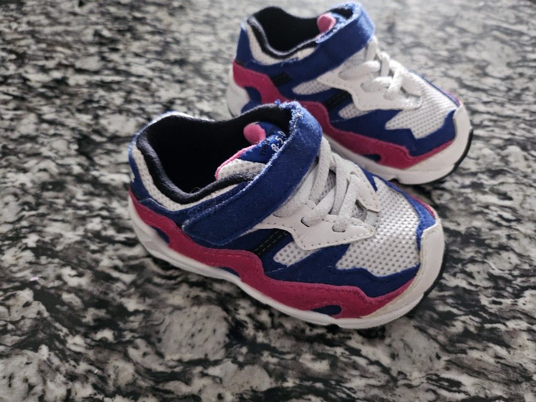 New Balance Baby shoes, Babies & Kids, Babies & Kids Fashion on Carousell