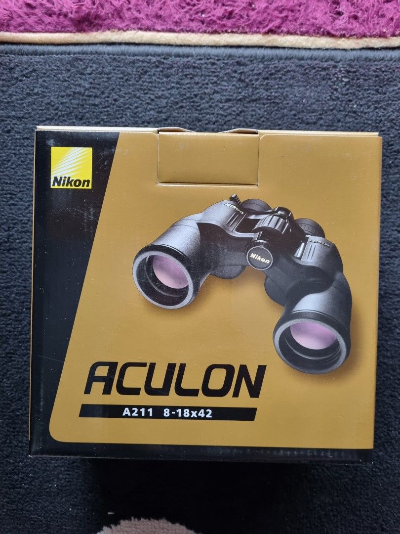 Nikon Aculon A211 8-18x42, Sports Equipment, Other Sports Equipment and ...