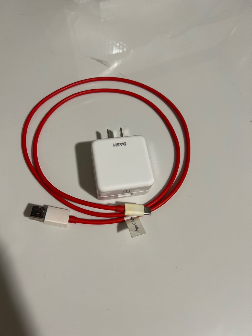 OnePlus Dash Charger (20w) FAST, Computers & Tech, Parts & Accessories ...