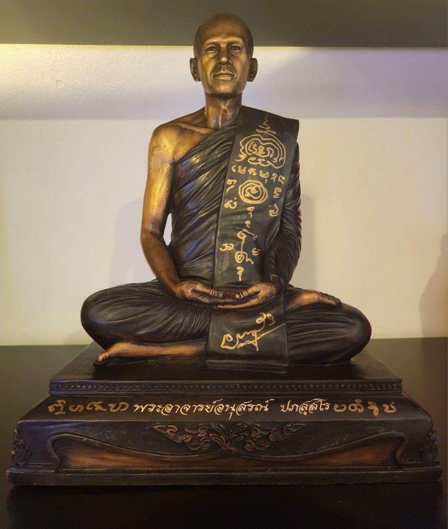 Phra Ajarn Tom Wat Tha Sabang 9 inch bucha, Hobbies & Toys, Memorabilia ...