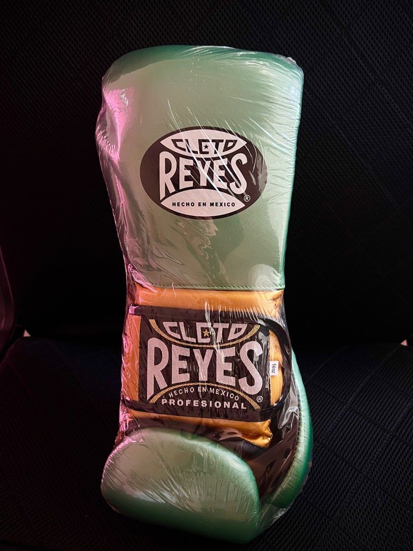 Reyes Boxing Gloves, Sports Equipment, Other Sports Equipment and ...