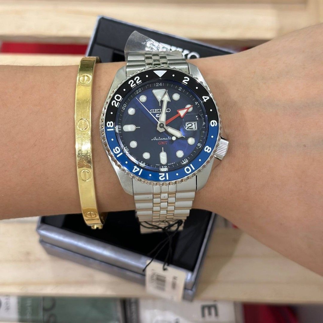 Seiko BATMAN and BLACK GRAPE, Men's Fashion, Watches & Accessories ...