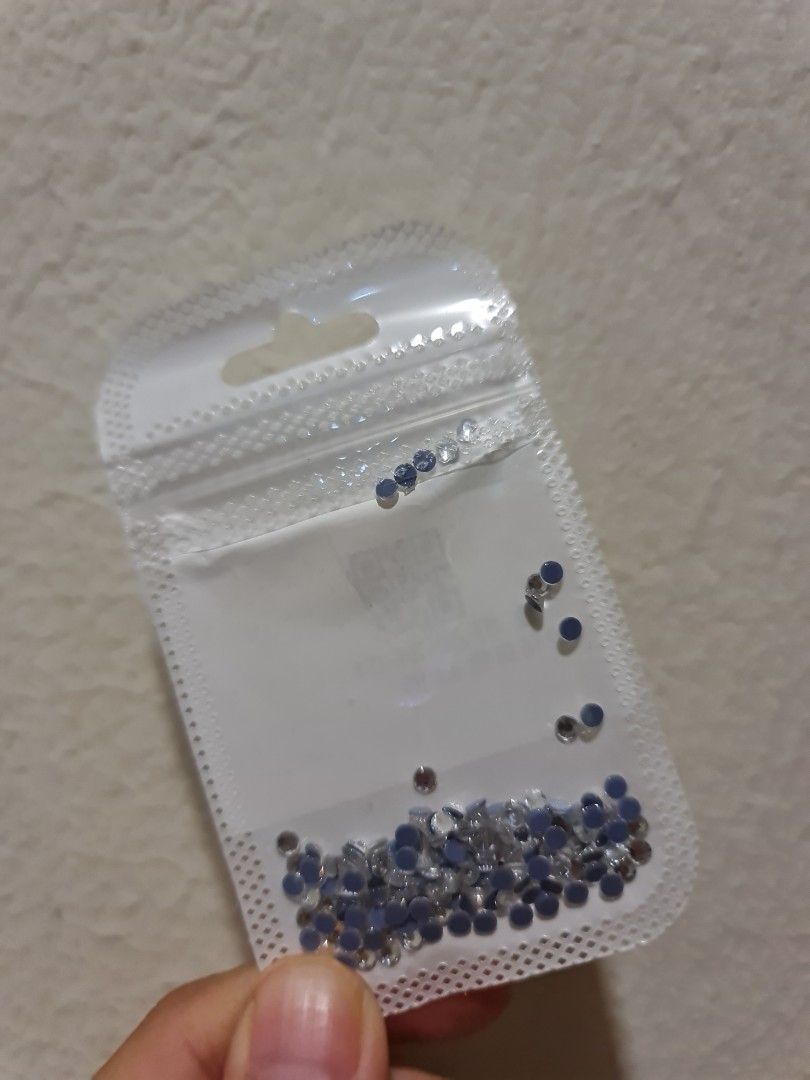 Shiny sequence, Hobbies & Toys, Stationery & Craft, Craft Supplies ...