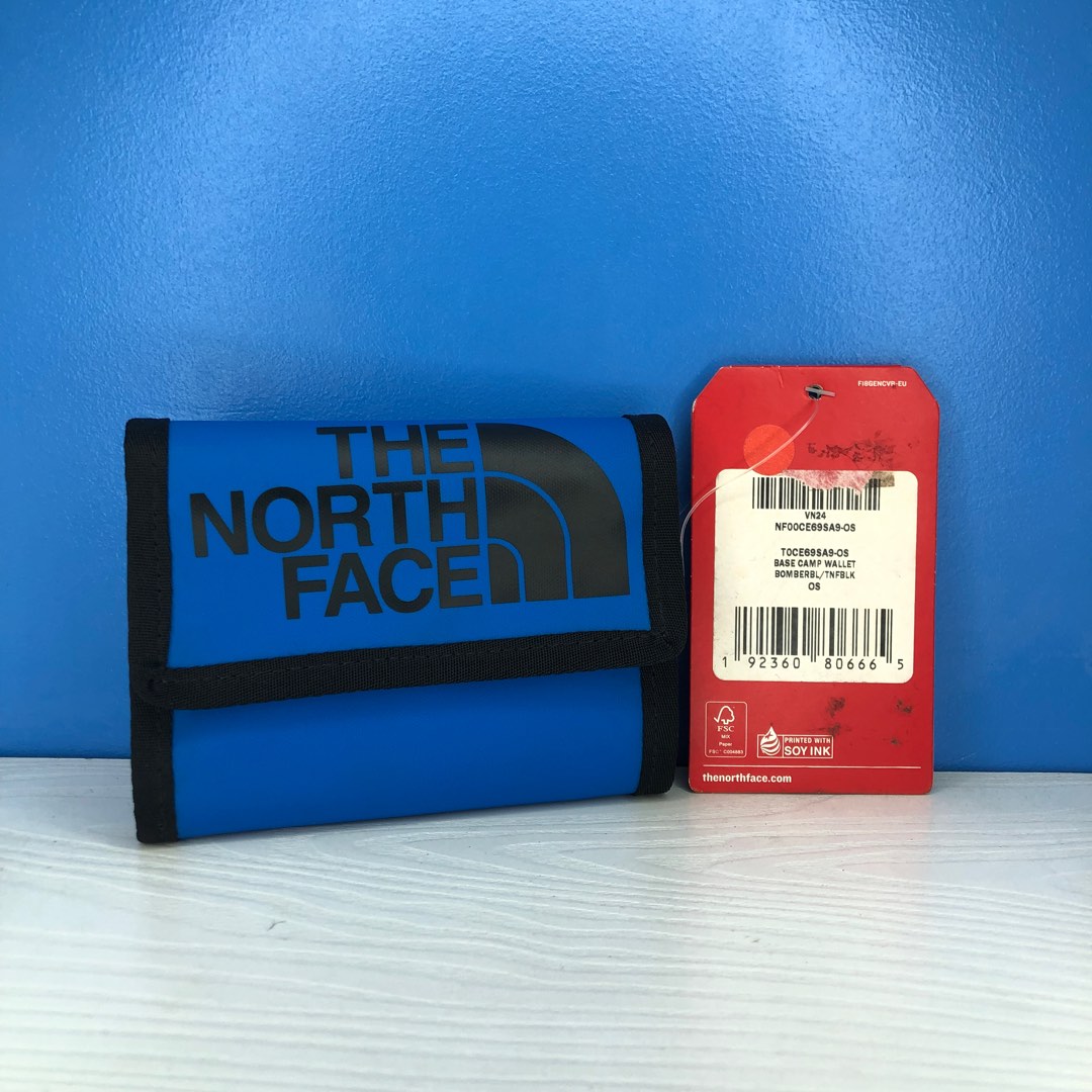 The North Face Base Camp Wallet (Authentic), Men's Fashion, Watches ...