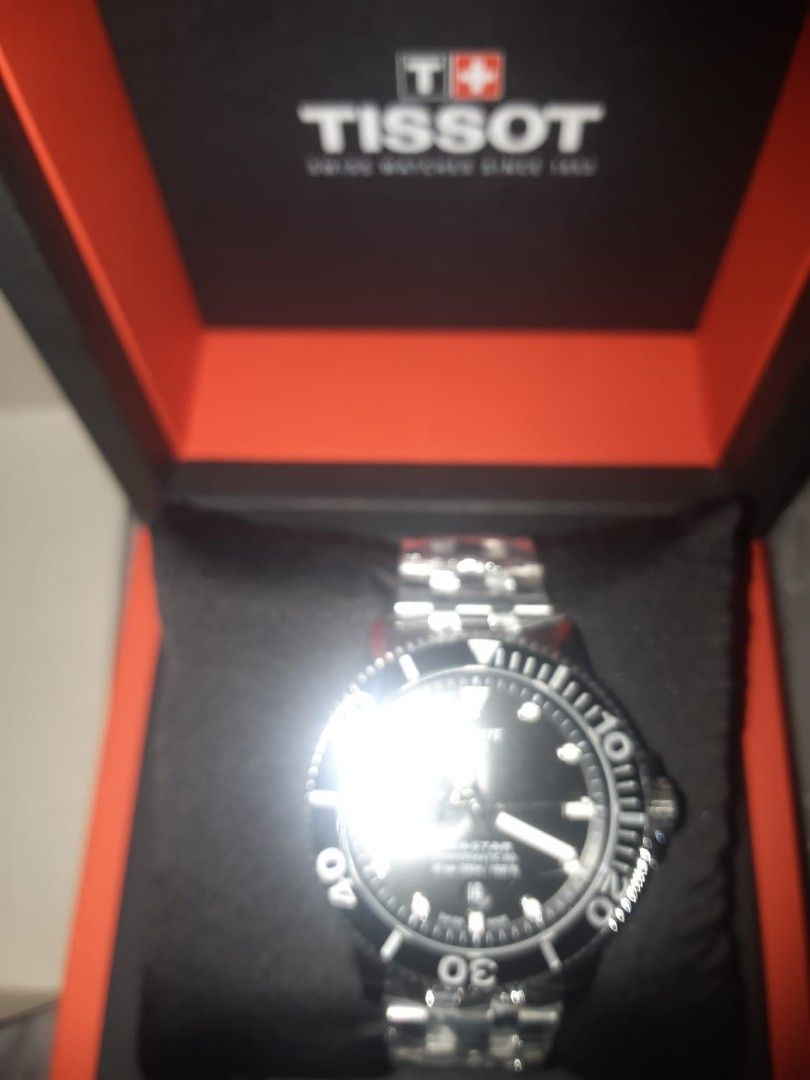 Tissot watch, Men's Fashion, Watches & Accessories, Watches on Carousell