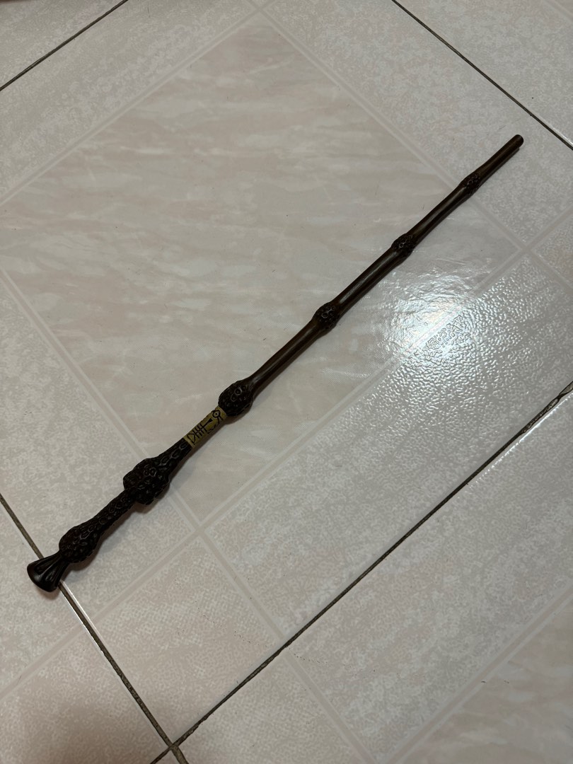 Universal Studios Japan Interactive Elder Wand, Hobbies & Toys, Toys ...