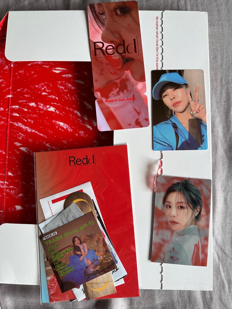 Wheein Redd Complete Inclusions, Hobbies & Toys, Memorabilia ...