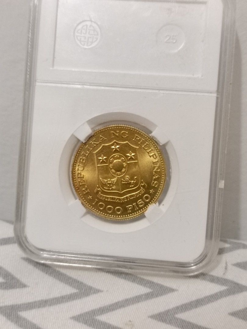 1000 Piso - Marcos Gold Coin 1975, Hobbies & Toys, Memorabilia ...