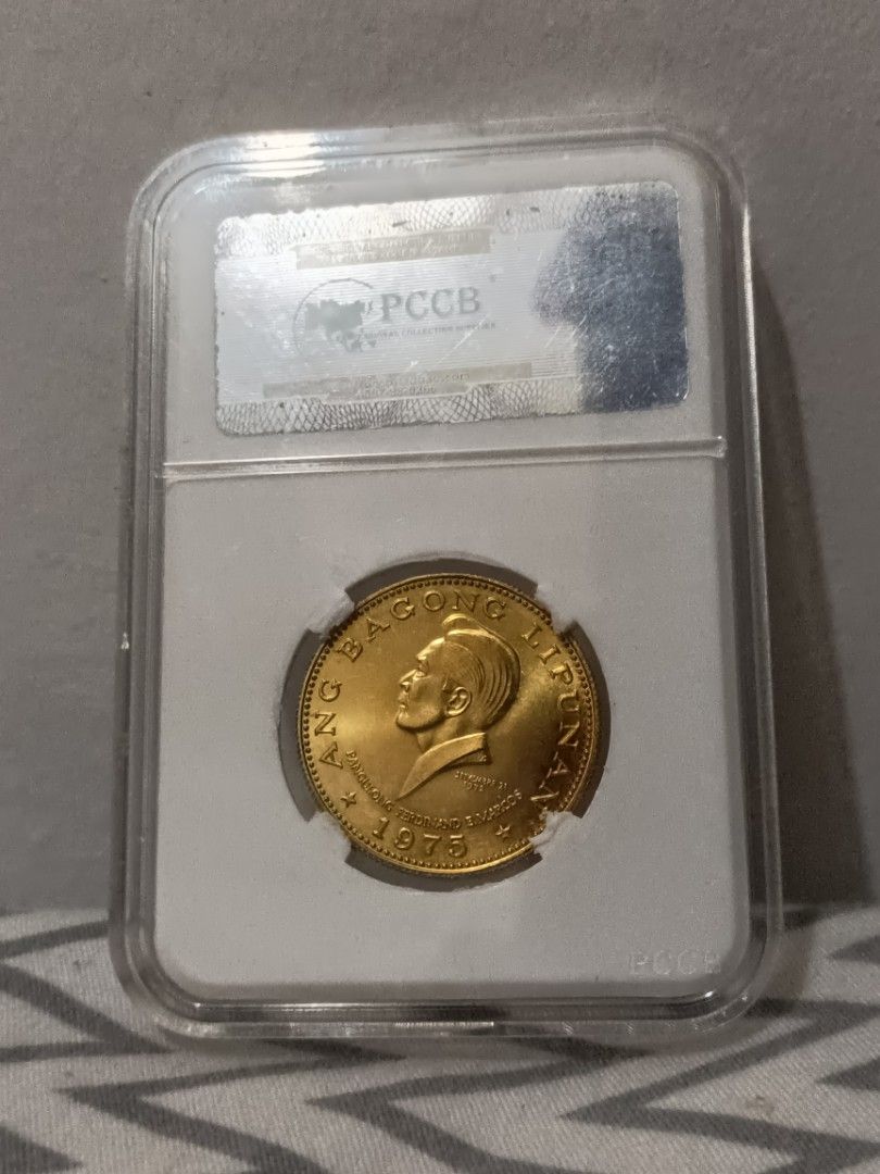 1000 Piso - Marcos Gold Coin 1975, Hobbies & Toys, Memorabilia ...