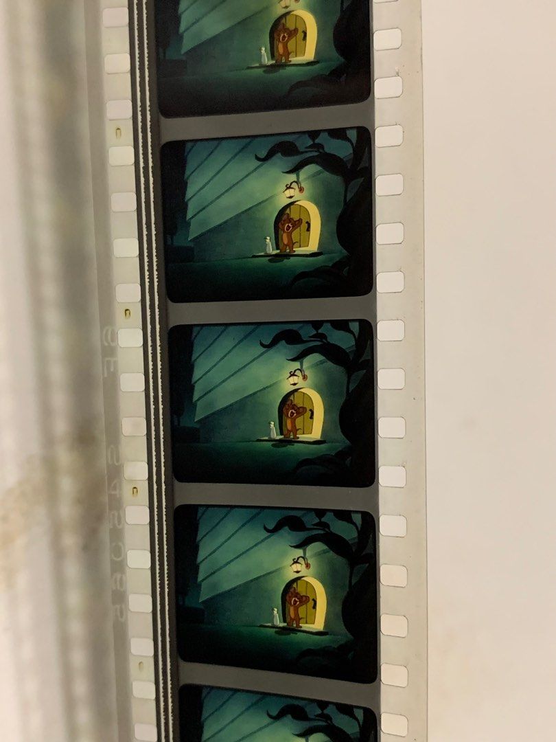 35mm tom and jerry film, Photography, Cameras on Carousell