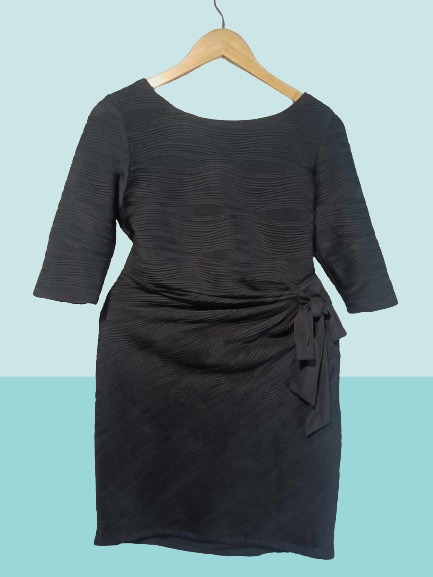 BLACK DRESS with horizontal ridges creating an elegant pattern., Women ...