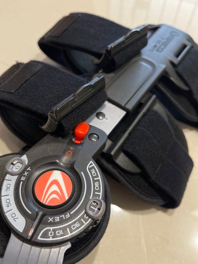 BREG T SCOPE KNEE BRACE, Health & Nutrition, Assistive & Rehabilatory ...