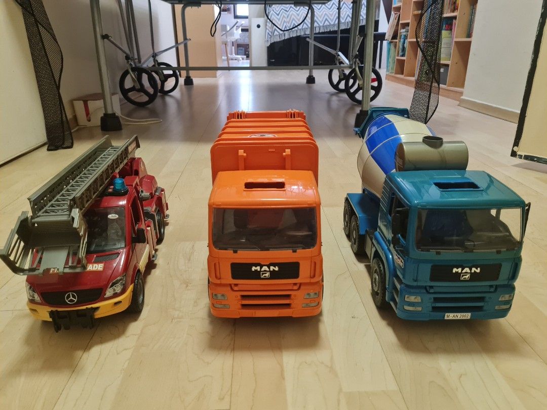 Bruder Trucks, Hobbies & Toys, Toys & Games on Carousell