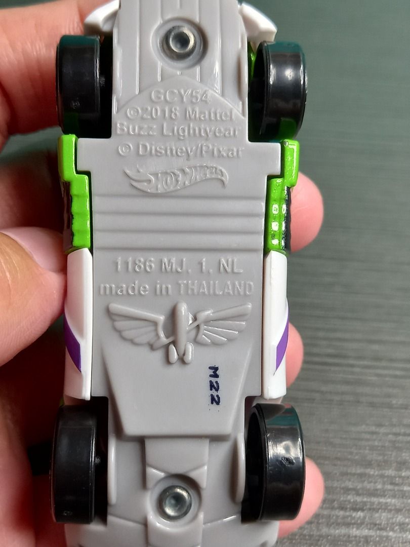 Buzz Lightyear-Toy Story 2018 Mattel Hot Wheels Car 1:64, Hobbies ...