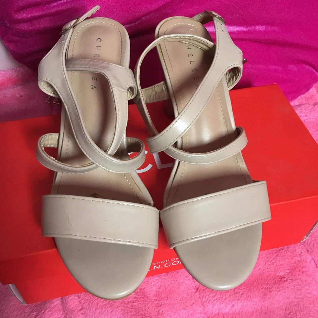 Chelsea Sandals, Women's Fashion, Footwear, Heels on Carousell