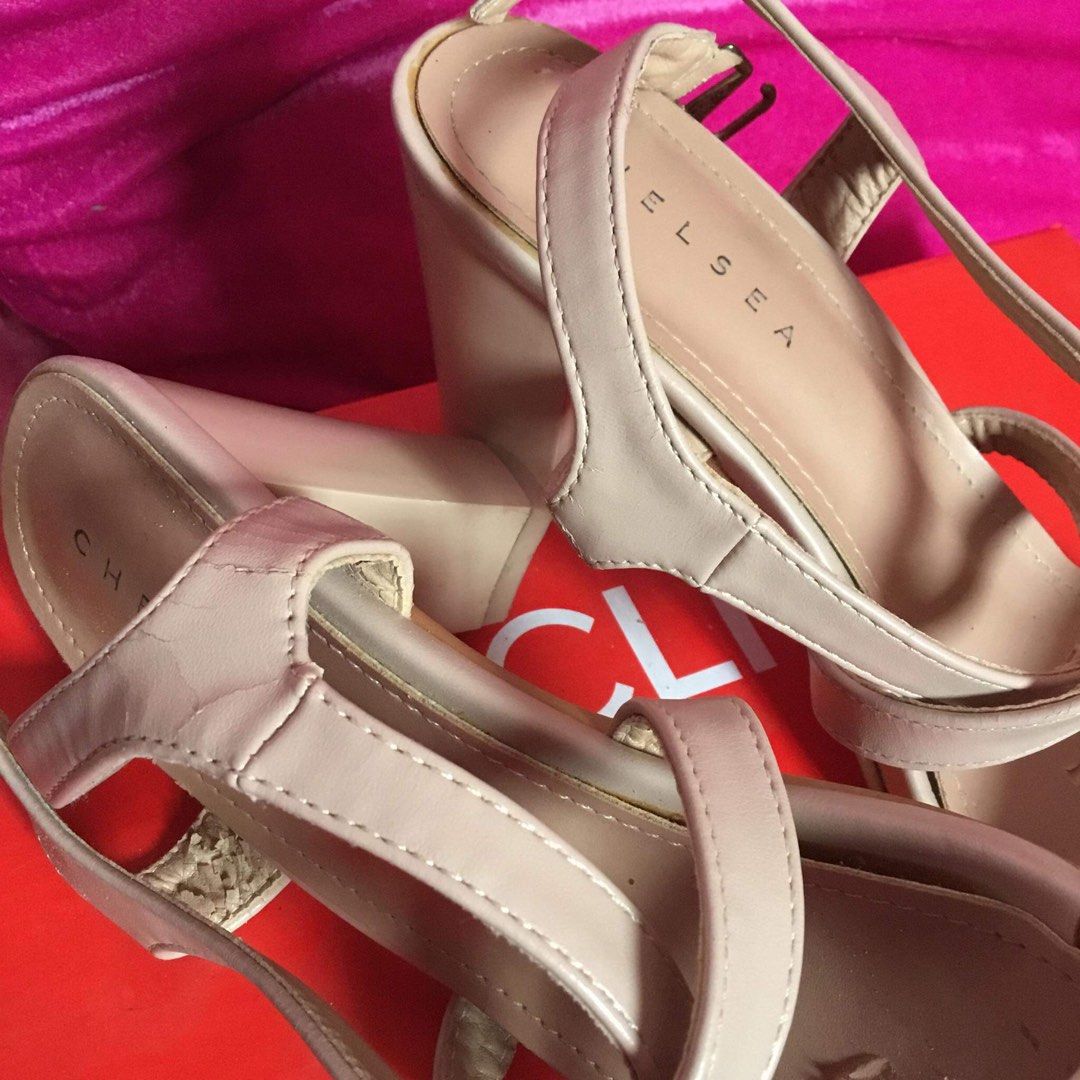 Chelsea Sandals, Women's Fashion, Footwear, Heels on Carousell