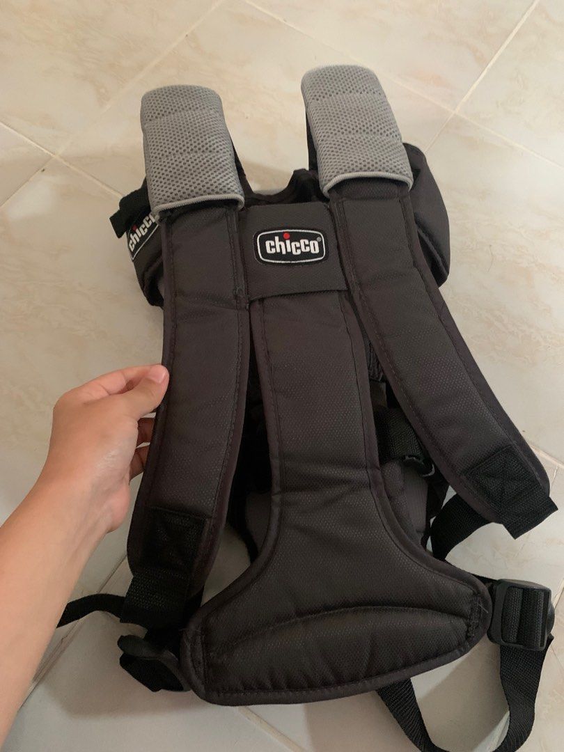 Chico Baby Carrier, Babies & Kids, Going Out, Carriers & Slings on ...