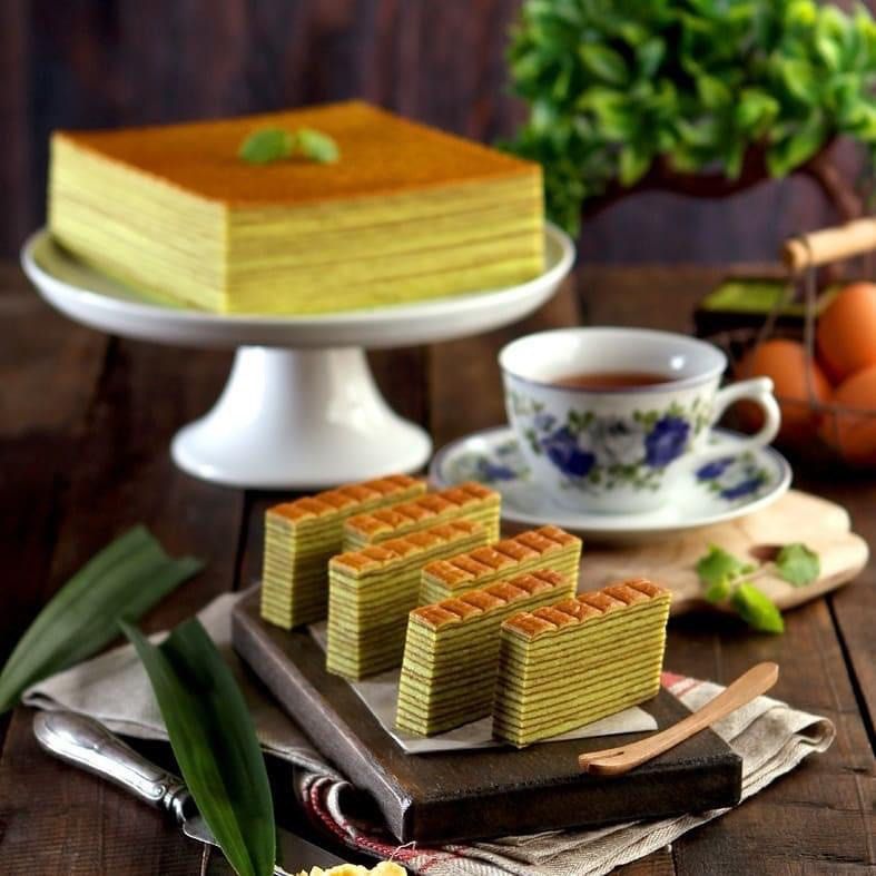 [CNY 2024] BLC Batam Layer Cakes | Kueh Lapis, Food & Drinks, Homemade ...