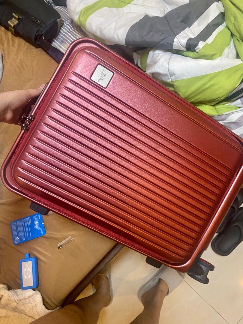 expandable cabin sized luggage w/ front open, Hobbies & Toys, Travel ...