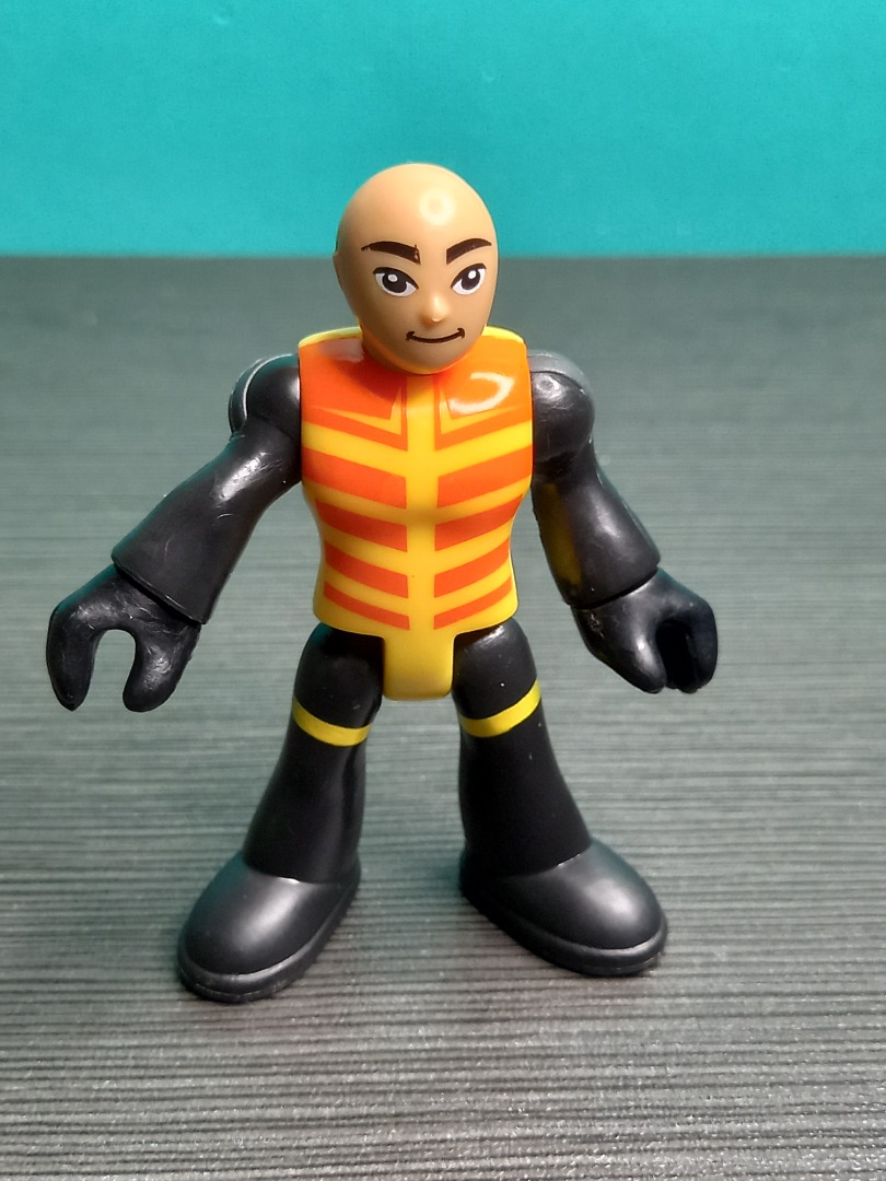 Fisher-Price Imaginext Sky Racers Sea Stinger Pilot, Hobbies & Toys ...