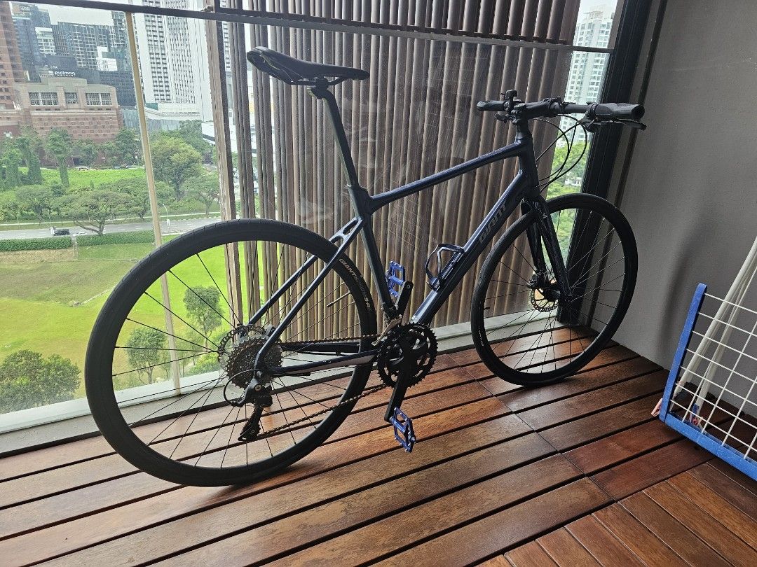 Giant Fastroad SL2, Sports Equipment, Bicycles & Parts, Bicycles on ...