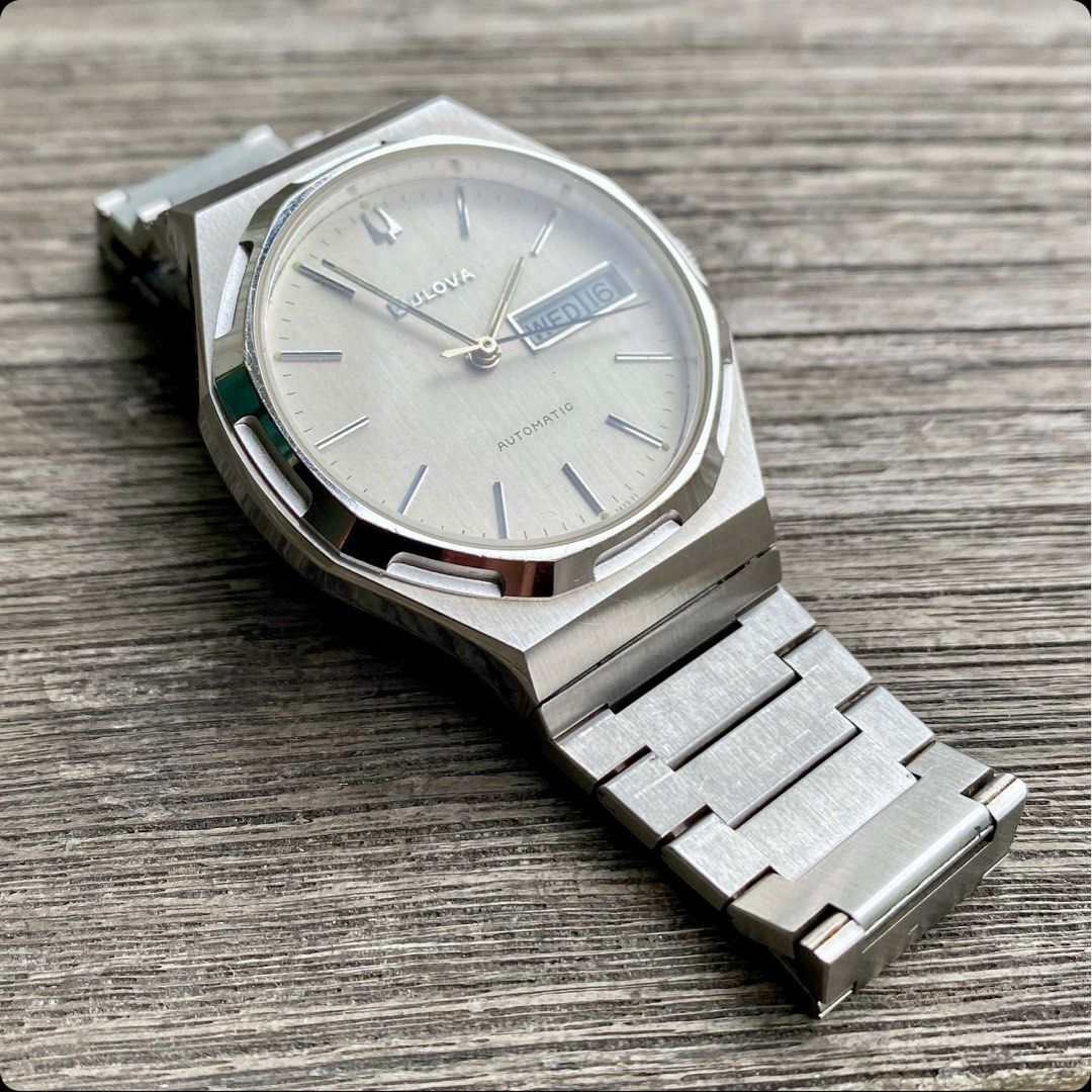 (Guarantee booklet/Box set/Hang tag) Vintage BULOVA steel DAY DATE aka ...