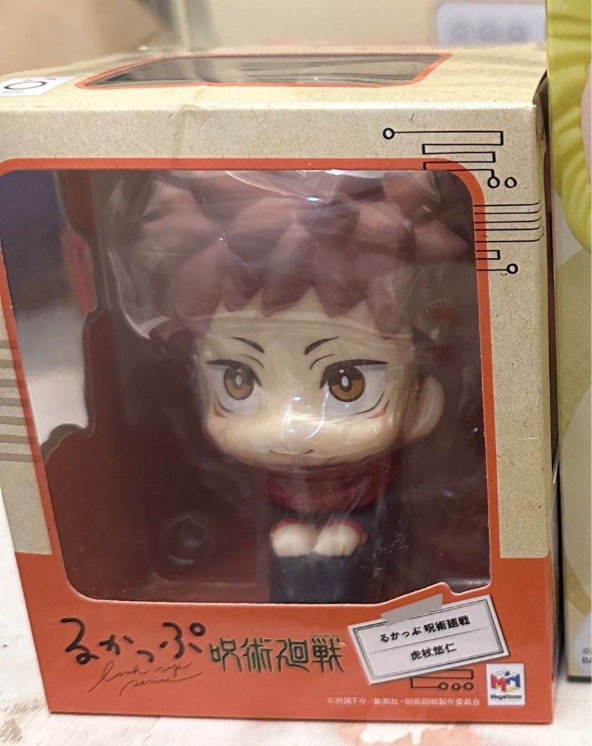 JJK: Itadori Yuji Look Up Figure (ONHAND), Hobbies & Toys, Toys & Games ...