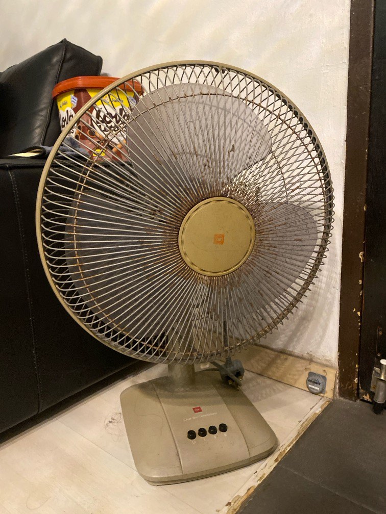 KDK Table Fan, Furniture & Home Living, Lighting & Fans, Fans on Carousell