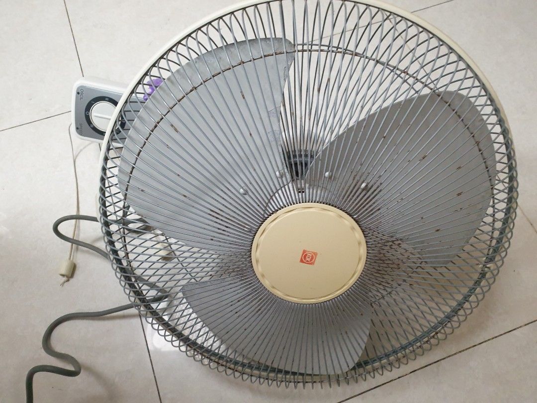 KDK Wall Fan 40cm Diameters Good Condition Fan Wall Panel clearance ...