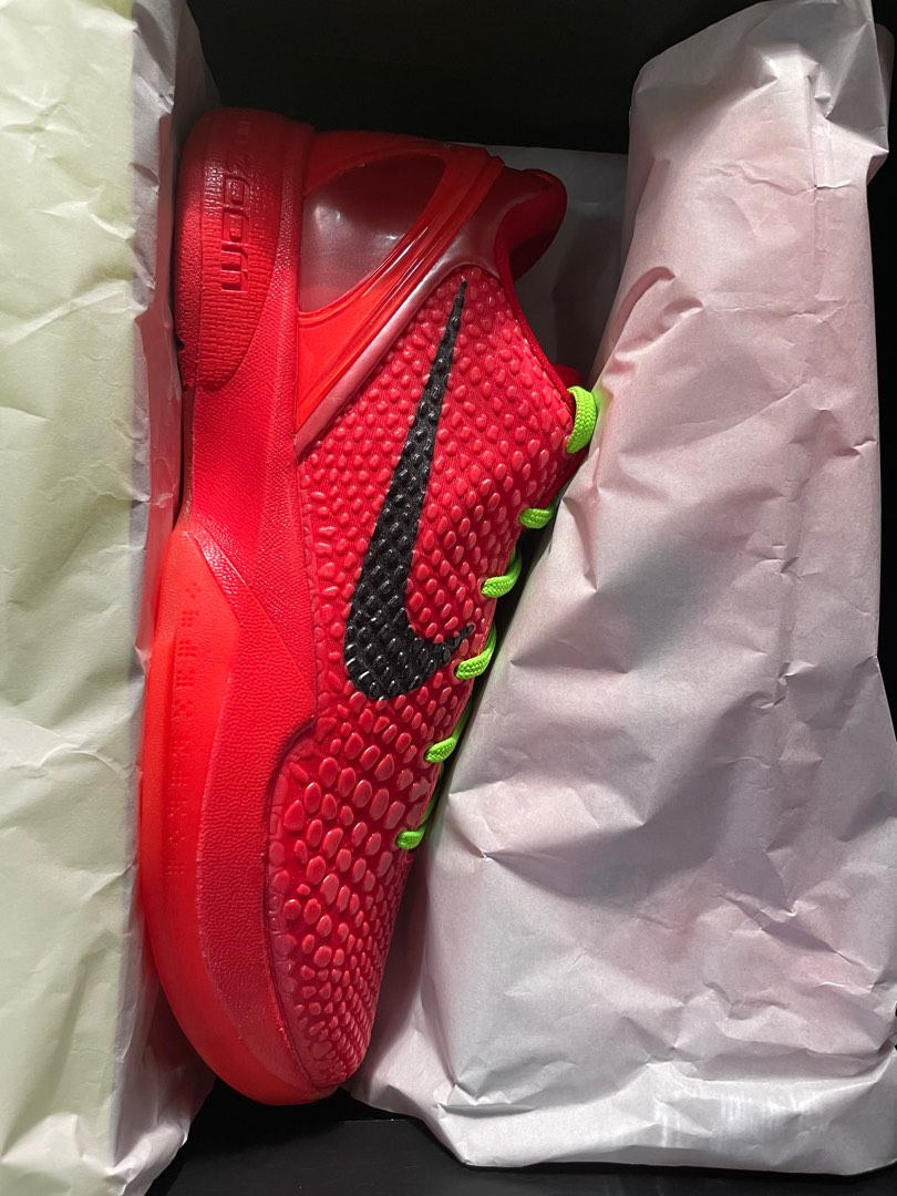 KOBE VI PROTRO REVERSE GRINCH, Men's Fashion, Footwear, Sneakers on ...