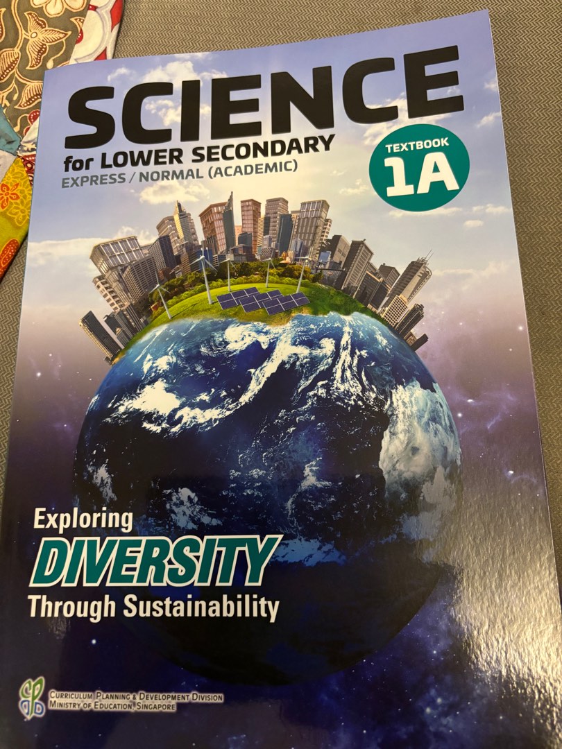 Lower secondary science textbooks, Hobbies & Toys, Books & Magazines ...