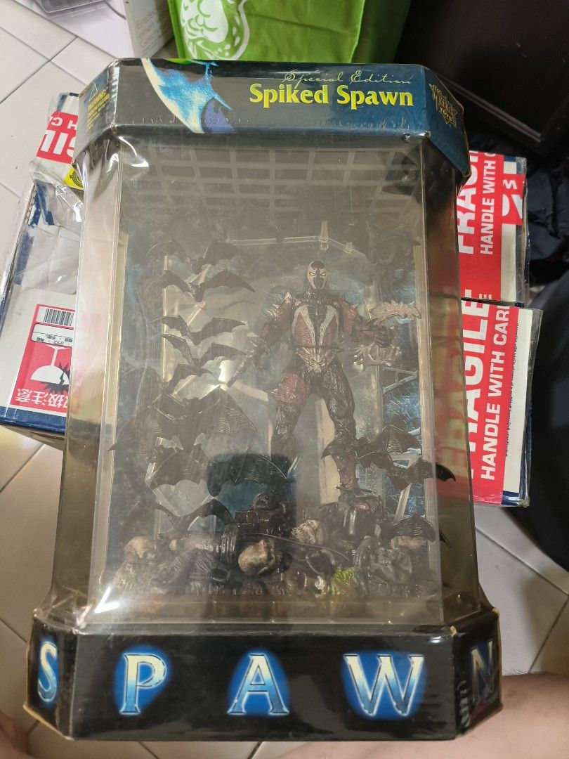 McFarlane Spawn Box (Vintage), Hobbies & Toys, Toys & Games on Carousell