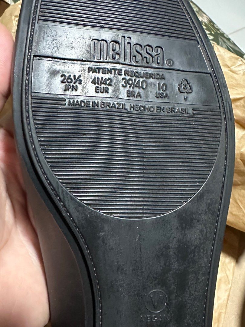 Melissa Aura Basic, Women's Fashion, Footwear, Flats on Carousell