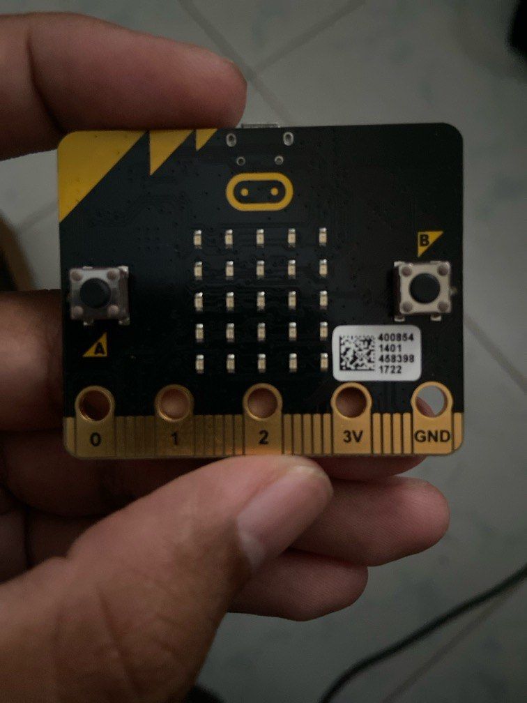 Microbit V1 for kids programming, Hobbies & Toys, Toys & Games on Carousell